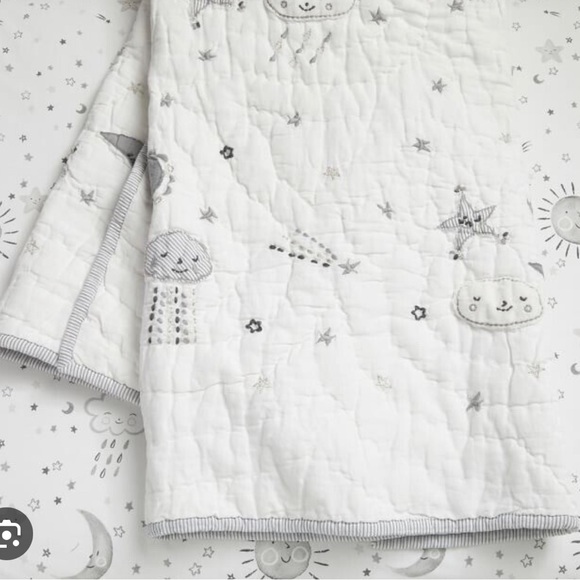 Pottery Barn Kids | Bedding | Pottery Barn Crib Quilt | Poshmark